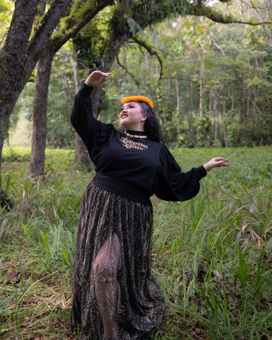 Indigenous Baddies – HULATEASE