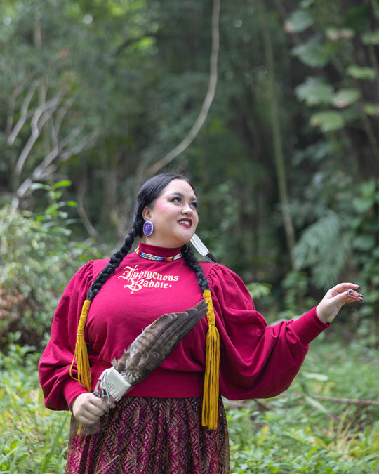 Indigenous Baddies – HULATEASE